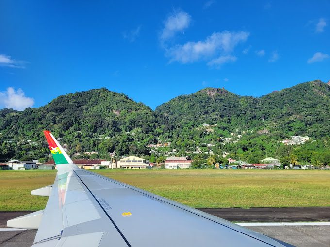 Seychelles Airport: Terminals, Parking, Lounges & Nearby Hotels
