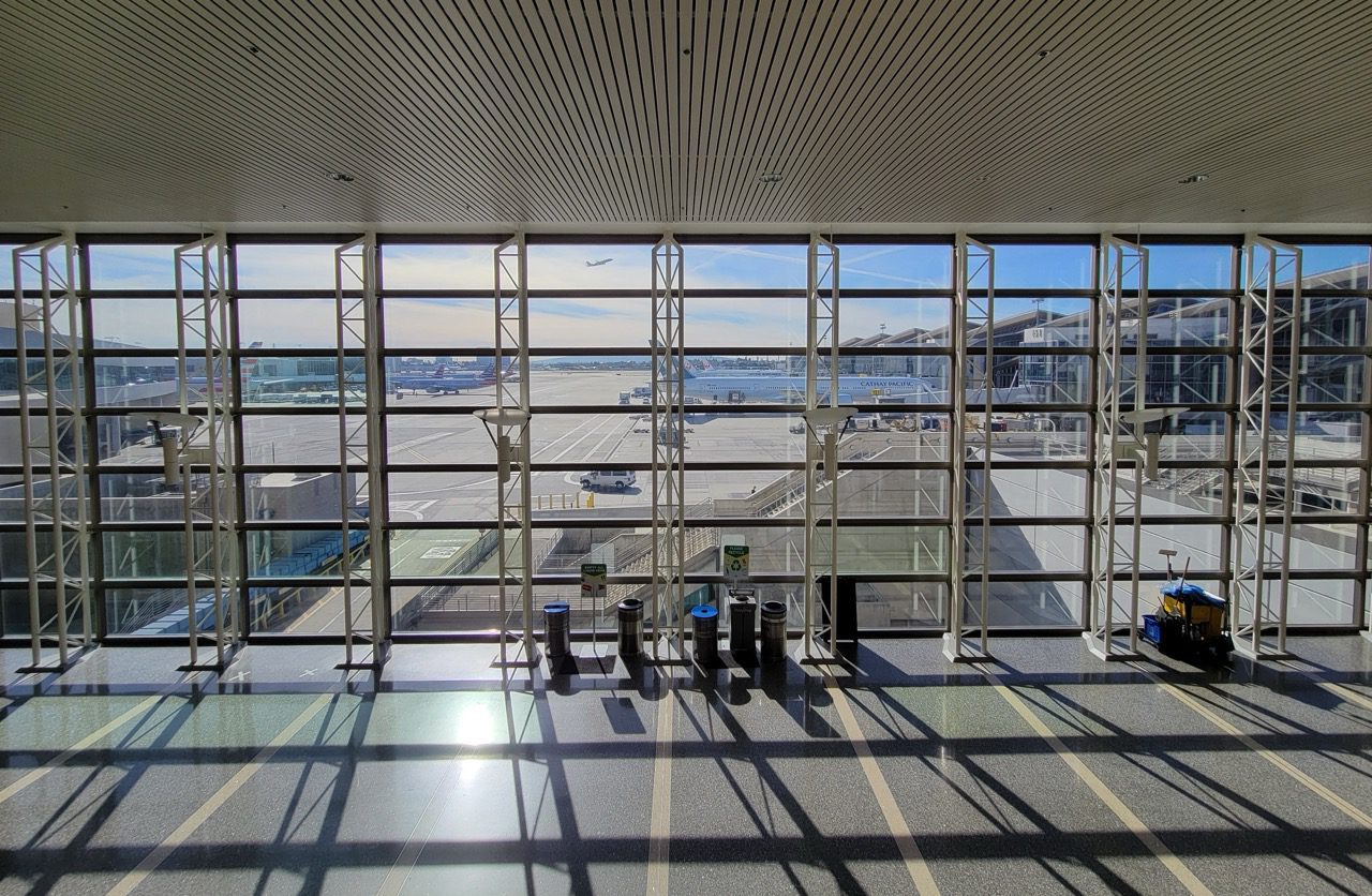 Los Angeles Airport: The Terminals, Parking, Lounges & Hotels