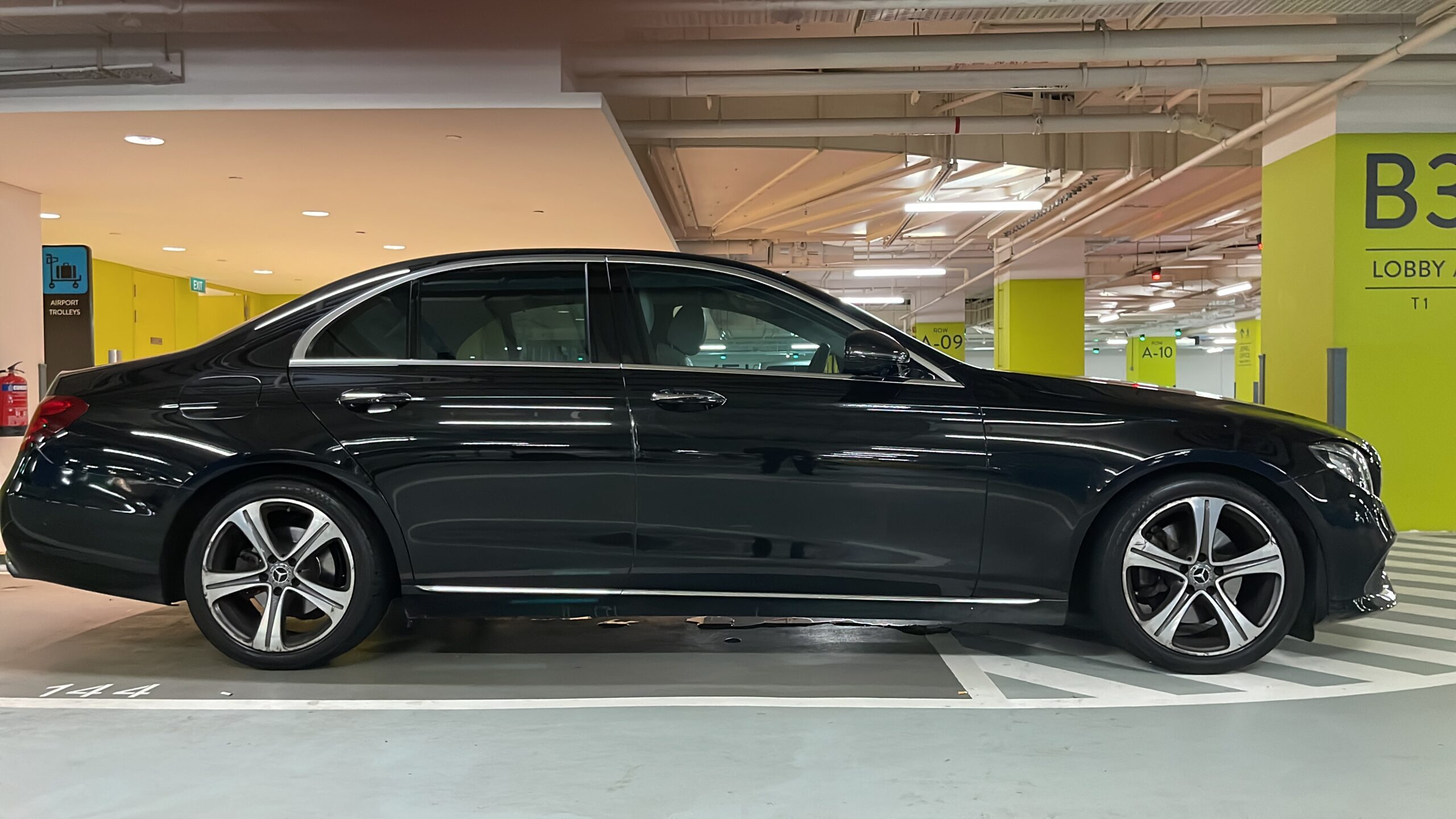 Singapore Airport Taxi: Compare All SIN Taxi Options & Prices